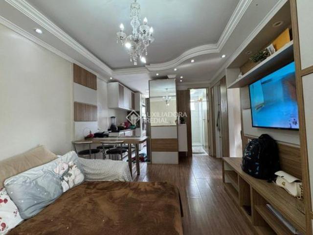 Apartamento com 02 quartos no no bairro Campo de Santana em Curitiba