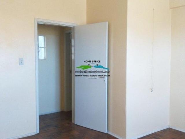 APARTAMENTO COM 03 DORMITÓRIOS E ELEVADOR CENTRO