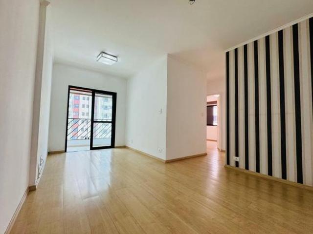 APARTAMENTO COM 03 DORMITÓRIOS, NO MIOLO DA VILA MASCOTE!