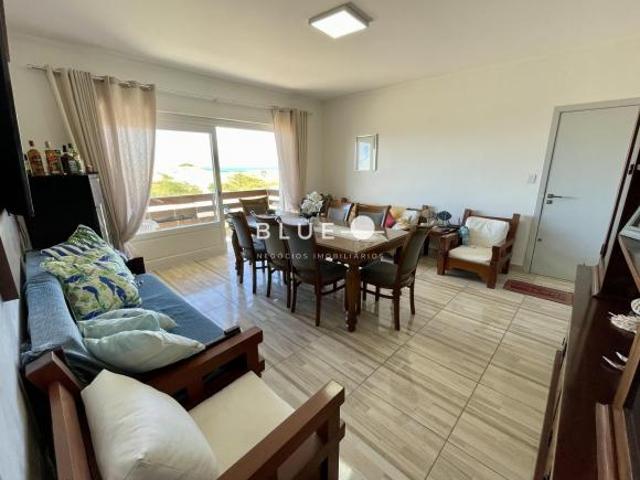 Apartamento com 03 dormitórios na beira mar de Torres RS
