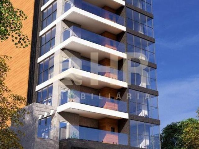 Apartamento com 03 dormitórios sendo 01 suíte e 02