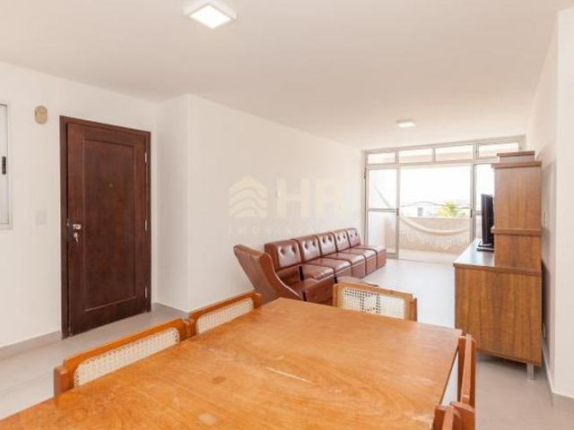 Apartamento com 03 dormitórios sendo 01 suíte em C