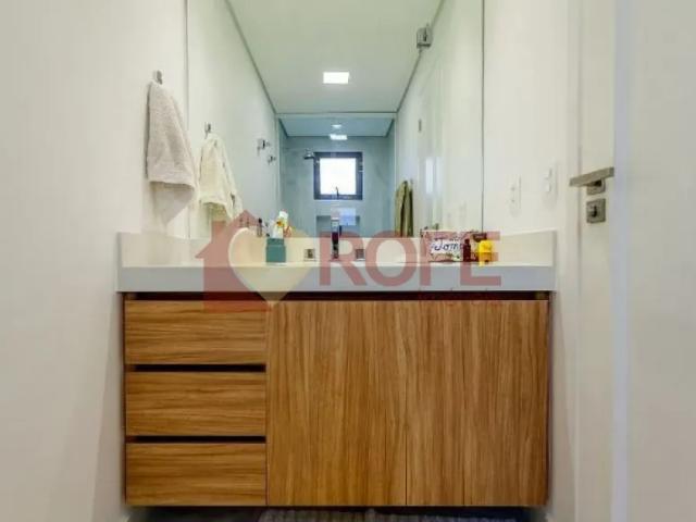 Apartamento com 03 suítes dormitórios Campo Belo!
