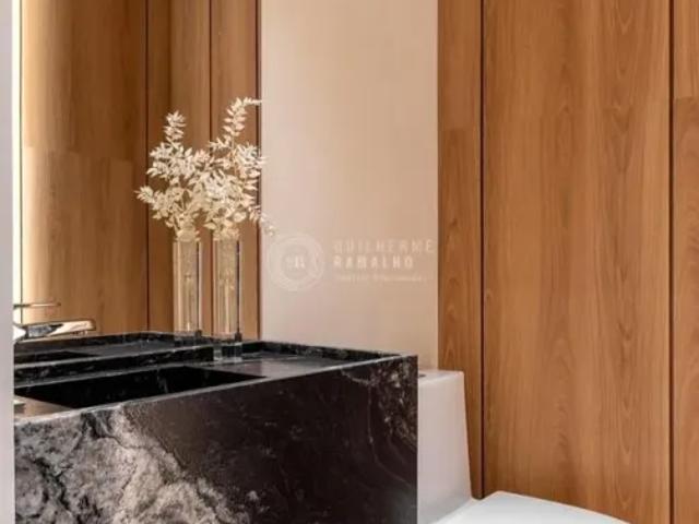 Apartamento com 03 suítes, 03 vagas e 135m² à venda no Soho Village em Balneário Camboriú