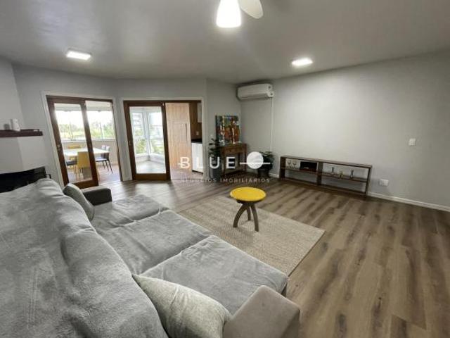 Apartamento com 03 suítes na Praia Grande em Torres RS