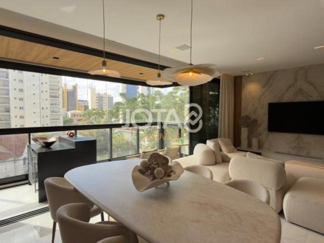 APARTAMENTO COM 03 SUÍTES NO BIGORRILHO