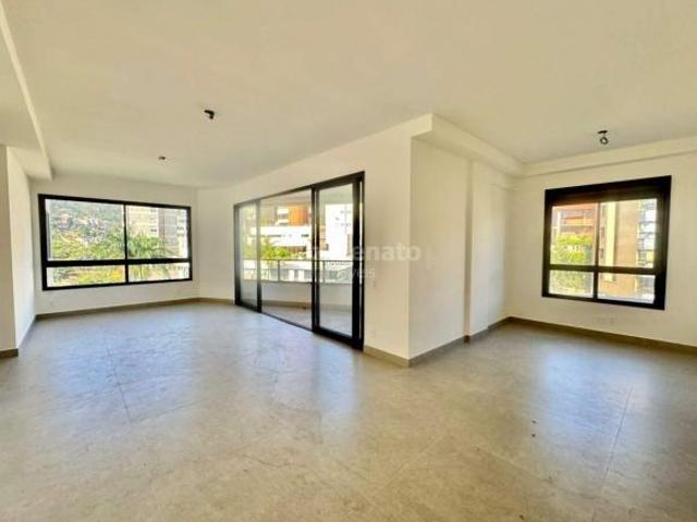 Apartamento com 03 suítes à venda no bairro Sion