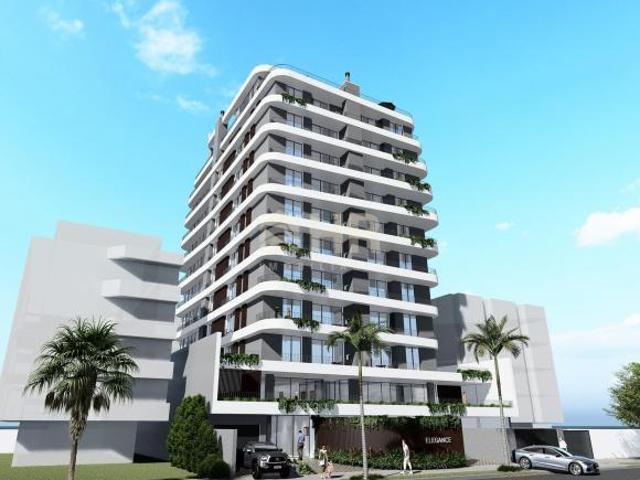 Apartamento com 03 suítes e 02 vagas de garagem