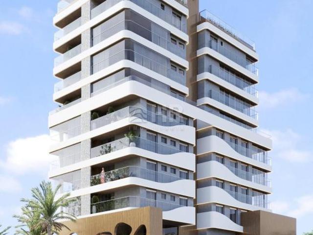 Apartamento com 03 suítes e 02 vagas de garagem Ce