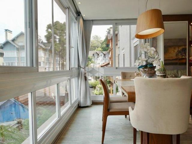 apartamento com 03 suites e 126,69m2 privativos com 02 vagas de garagem no centro