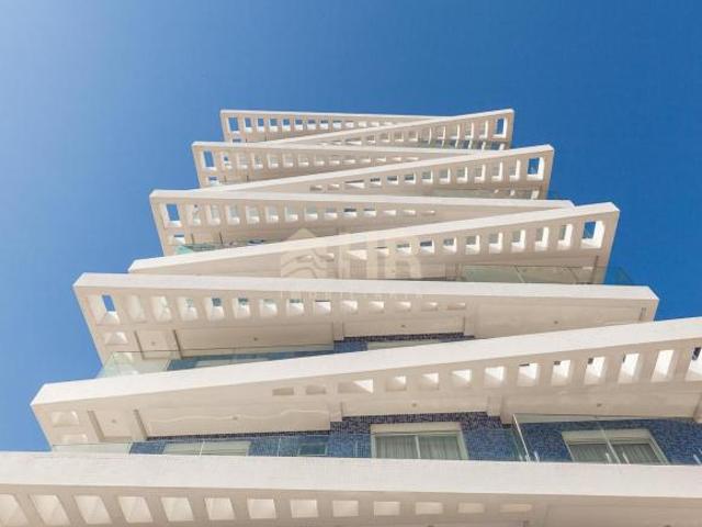 Apartamento com 03 suítes em Guaratuba