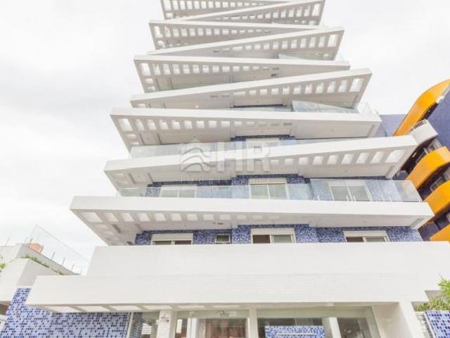 Apartamento com 03 suítes em Guaratuba