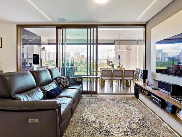 Apartamento com 03 suítes em um dos melhores condomínios clube do Campo Belo Lazer Completissímo!