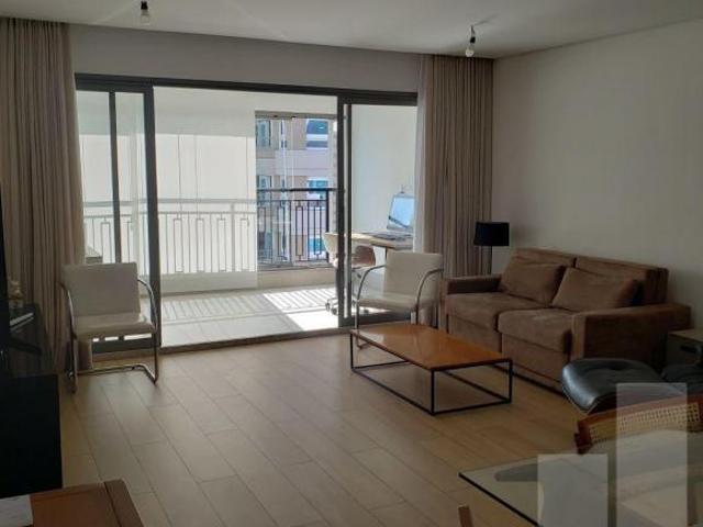 Apartamento com 03 suítes 02 vagas em Moema