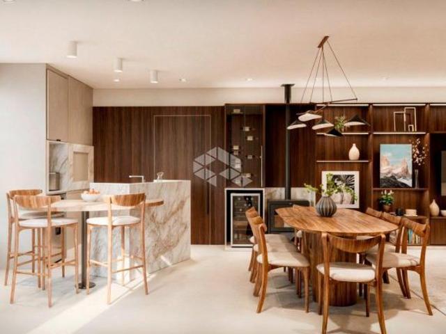Apartamento com 03 quartos, 03 suítes e vaga de garagem à venda no Centro de Santa Maria
