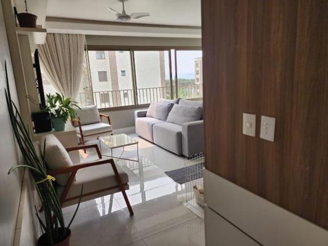 Apartamento com 03 quartos 01 suíte e 02 Vagas no Bairro Cavalhada