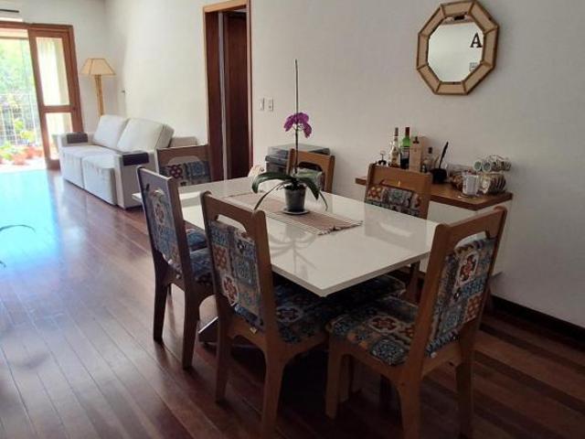 Apartamento com 03 quartos e 01 vaga escriturada no Bairro Tristeza