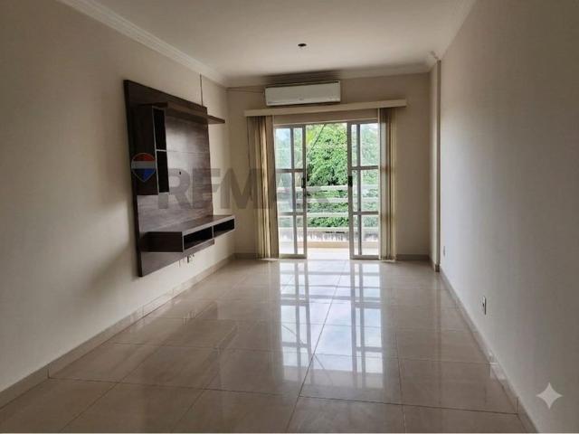 Apartamento com 03 Quartos em Edifício com Elevador no Bairro Olaria | INCLUSO Taxa de Condomínio!