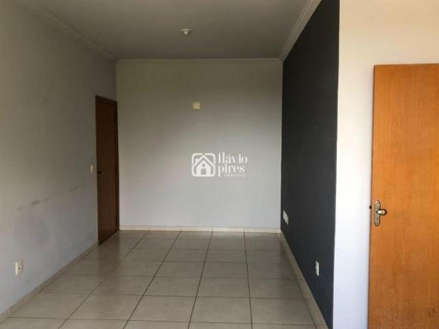 APARTAMENTO COM 03 QUARTOS NO JARDIM BRASILIA