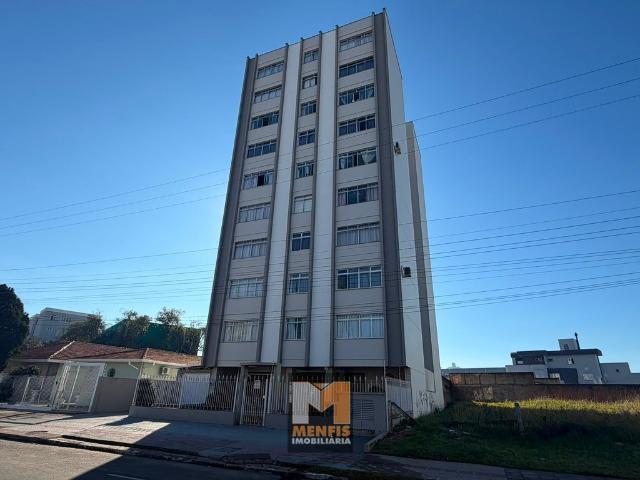 Apartamento com 03 quartos São Cristóvão