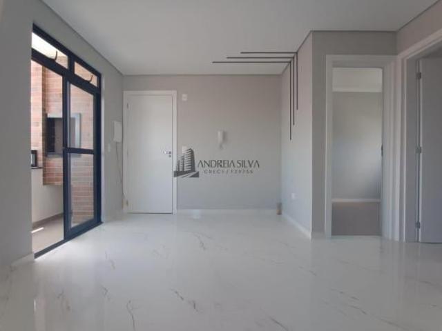Apartamento com 03 quartos sendo 01 suíte e amplo terraço a venda no Boneca do Iguaçu
