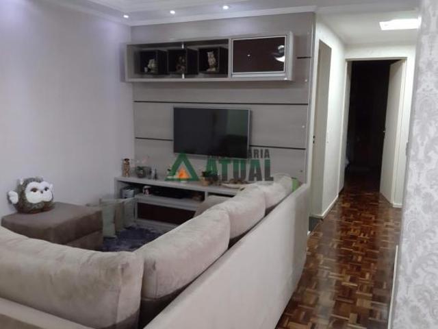 Apartamento com 03 quartos sendo 01 suíte na cidade de Cambé