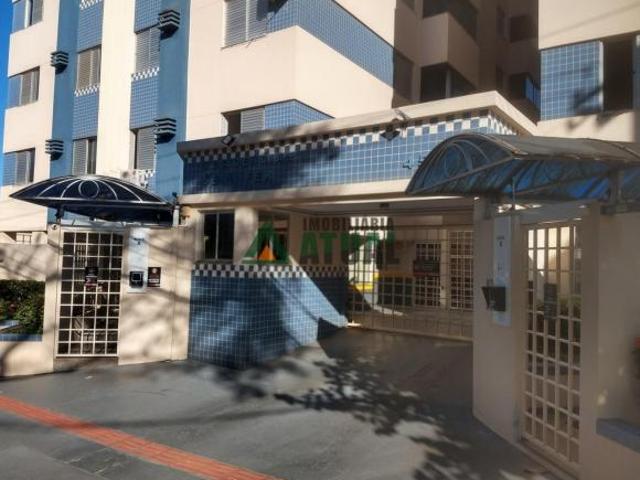 Apartamento com 03 quartos sendo 01 suíte na região central de Londrina