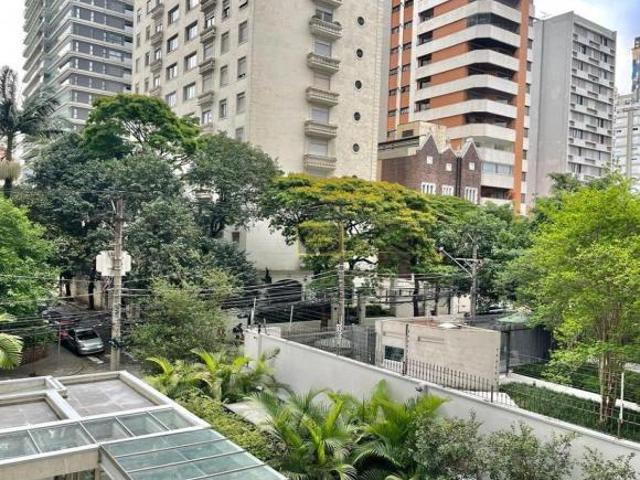 Apartamento com 04 dormitórios à venda na Cerqueira Cesar