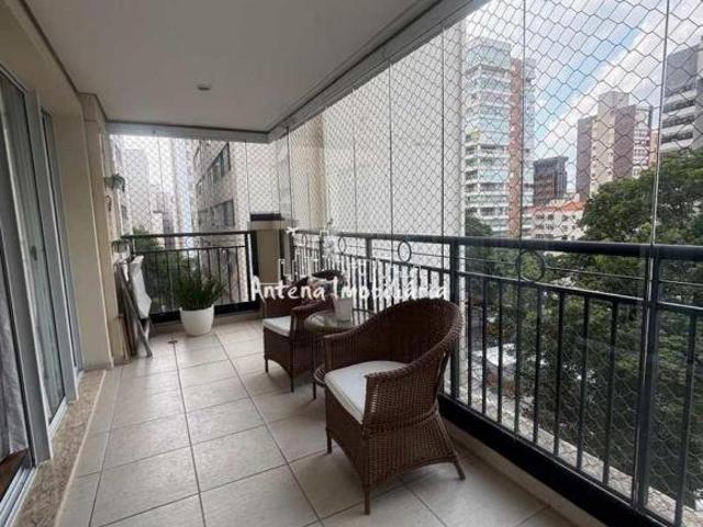 Apartamento com 04 dormitórios em Santa Cecília Cód.: 12143