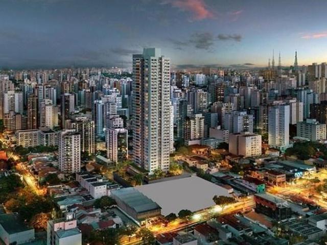 Apartamento com 04 Dormitórios em Perdizes