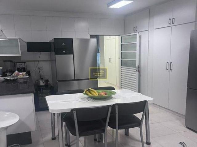 Apartamento com 04 dormitórios para venda na Santa Cecília