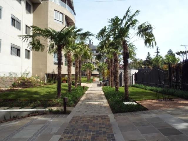 Apartamento com 04 suítes no Centro de Gramado