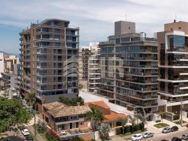 Apartamento com 04 suítes e 02 vagas de garagem em