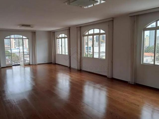 Apartamento com 05 dormitórios à venda por R$1.277.000,00 ou para alugar por R$8.000,00 no Centro