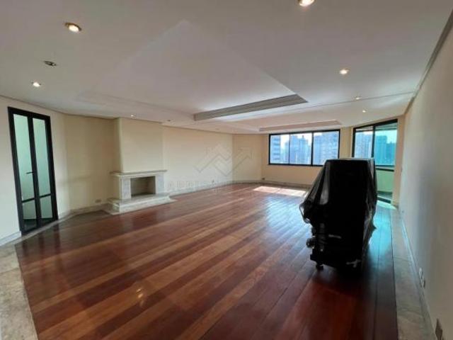 Apartamento com 06 dormitórios à venda, 325m² no bairro Jardim Santo André/SP
