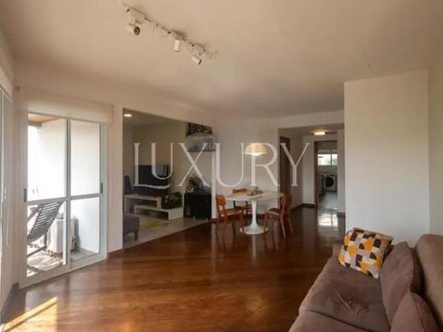 Apartamento com 104 m², 2 quartos sendo 1 suíte à venda no bairro Vila Madalena