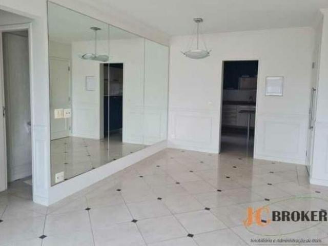 Apartamento com 104m², 3 dormitórios, sendo 1 suíte, 3 vagas