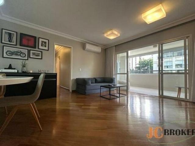 Apartamento com 104m², 3 dormitórios sendo 1 suíte, 2 vagas