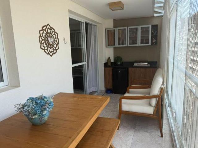 Apartamento com 104m², 3 dormitórios 1suite, 2 vagas e varanda gourmet