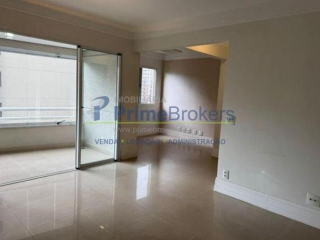 Apartamento com 104m², Sala Ampliada, Piso em porcelanato, varanda, lavabo, 3 dormitórios