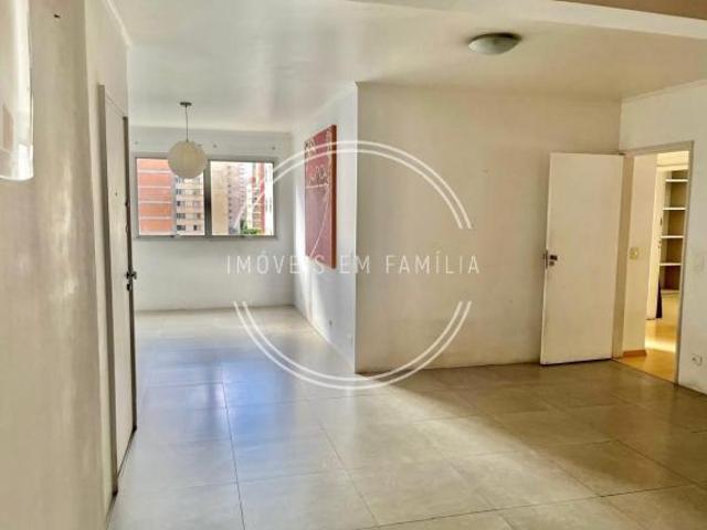Apartamento com 105 m², 3 quartos sendo 1 suíte à venda no bairro Moema Pássaros