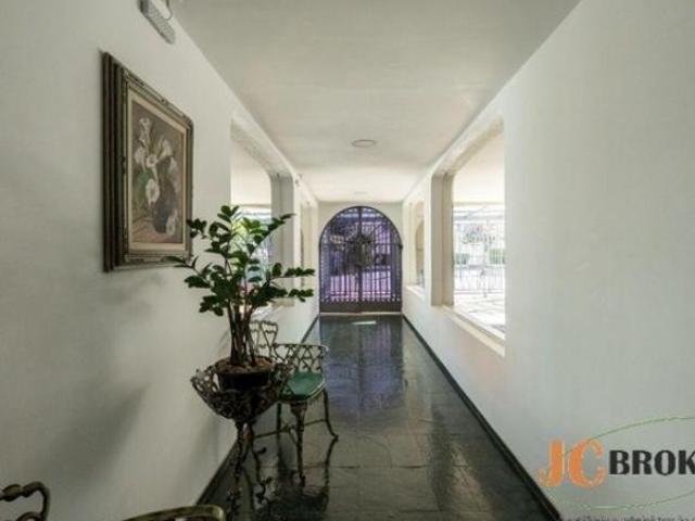 Apartamento com 105 m² de área útil, 3 dormitórios sendo 1 suíte, 1 vaga