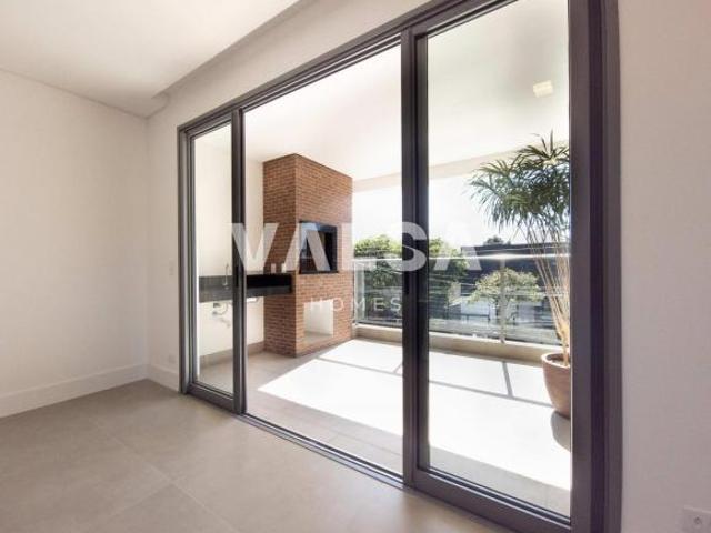 Apartamento com 109.31 m², 3 quartos sendo 1 suíte à venda no bairro Mercês
