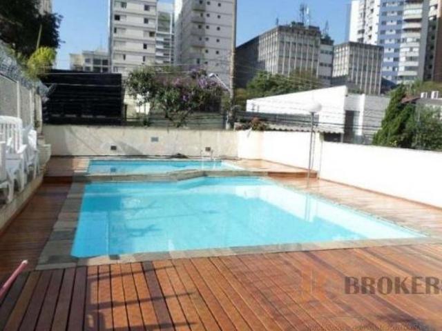 Apartamento com 100m², 3 dormitórios, 1 suíte, 2 vagas