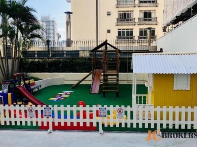 Apartamento com 100m² de área útil, 3 dormitórios sendo 1 suíte, 2 vagas