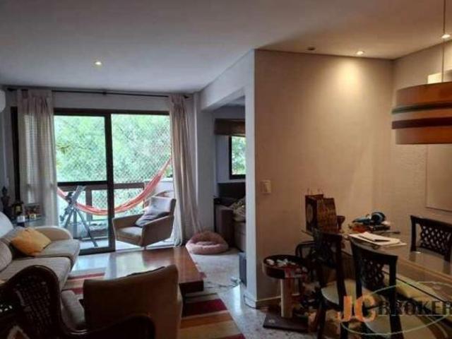 Apartamento com 101m² de área útil, 3 dormitórios sendo 1 suíte, 2 vagas