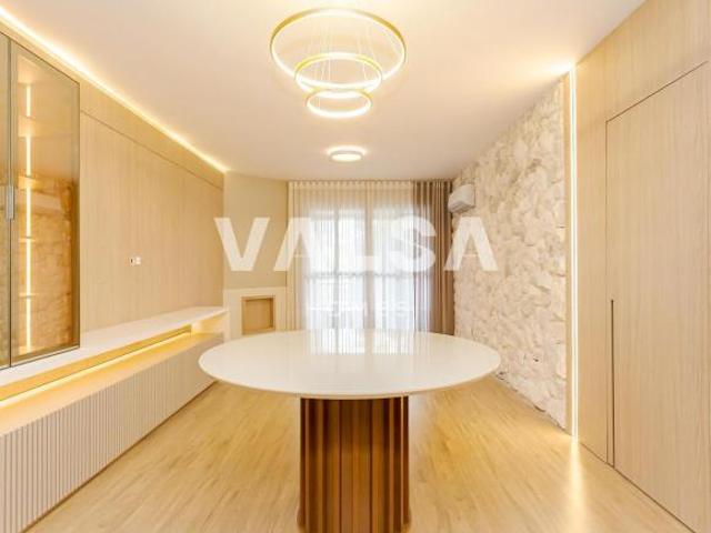 Apartamento com 102 m², 3 quartos sendo 1 suíte à venda no bairro Vila Izabel