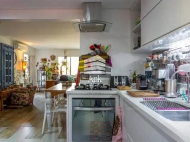 Apartamento com 102m² 3 quartos á Venda em Moema