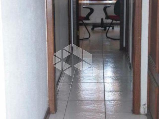 Apartamento com 10 dormitórios à venda, 300m²