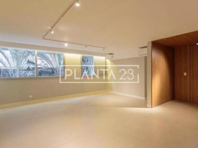 Apartamento com 115 m², 2 quartos sendo 1 suíte à venda no bairro Itaim Bibi